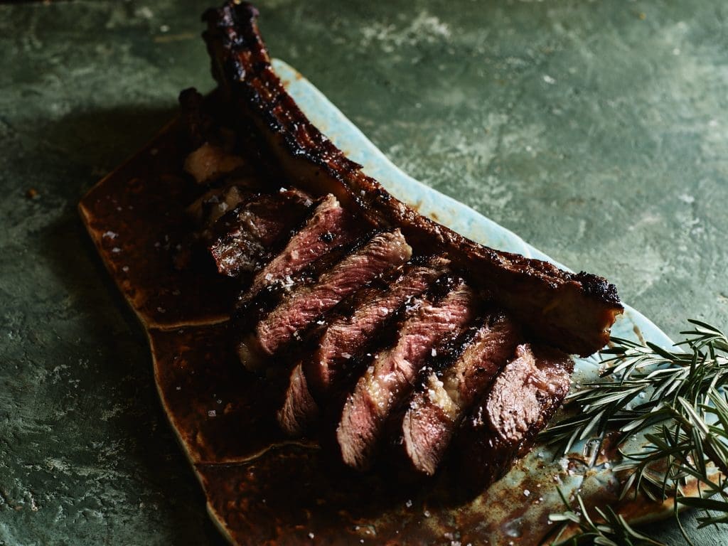 What Is The Best Way To Eat Steak? | Hunter & Barrel